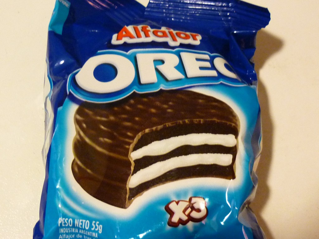 Product of the Day: Oreo Alfajor - Pick Up The Fork